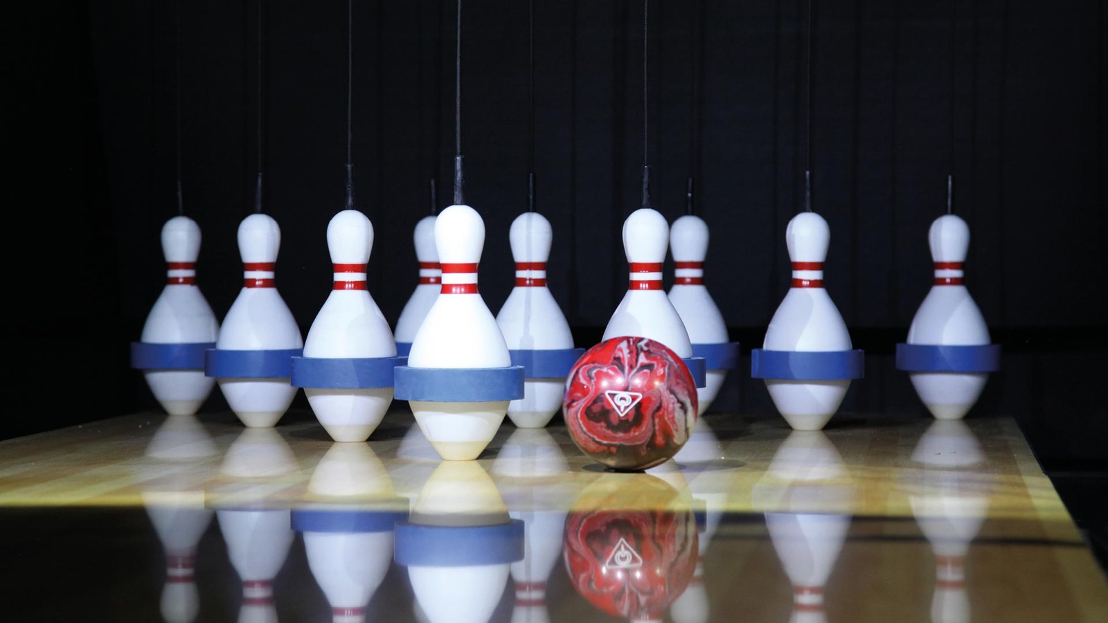 What is Fly'n Ducks - QubicaAMF Duckpin Bowling