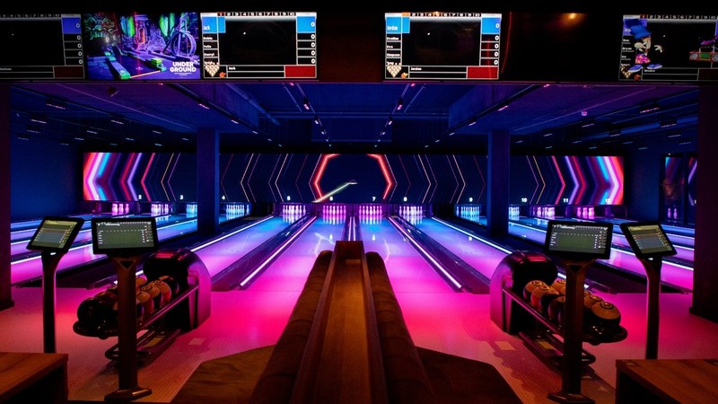 Almere Underground - QubicaAMF Bowling Projects