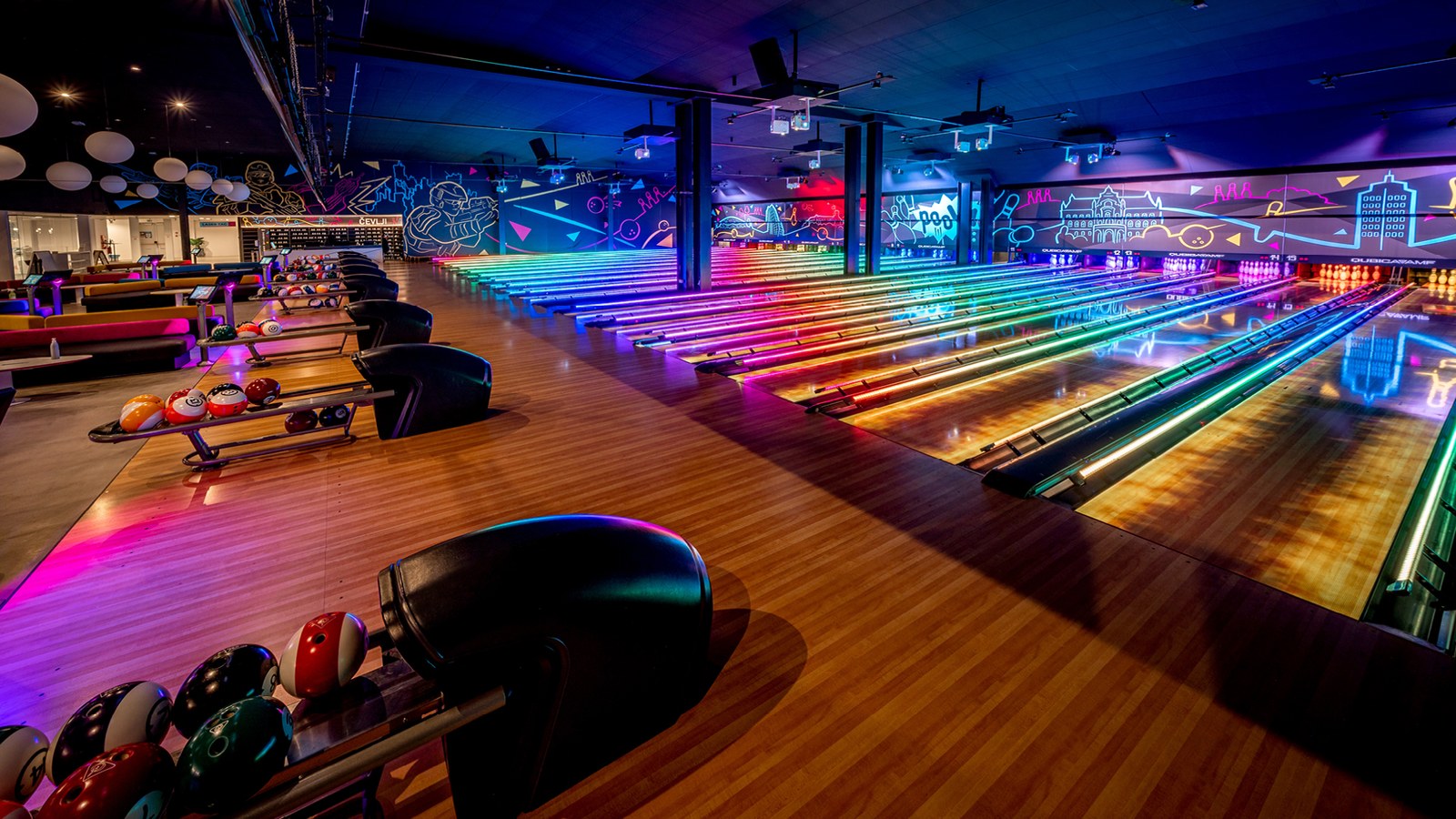 Woop! Arena - QubicaAMF Bowling Project